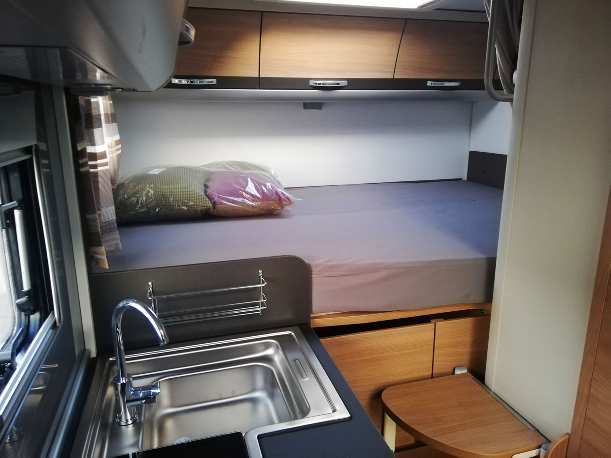 COMPACT PLUS SP | キャンピングカーの新車・中古車販売｜デルタリンク