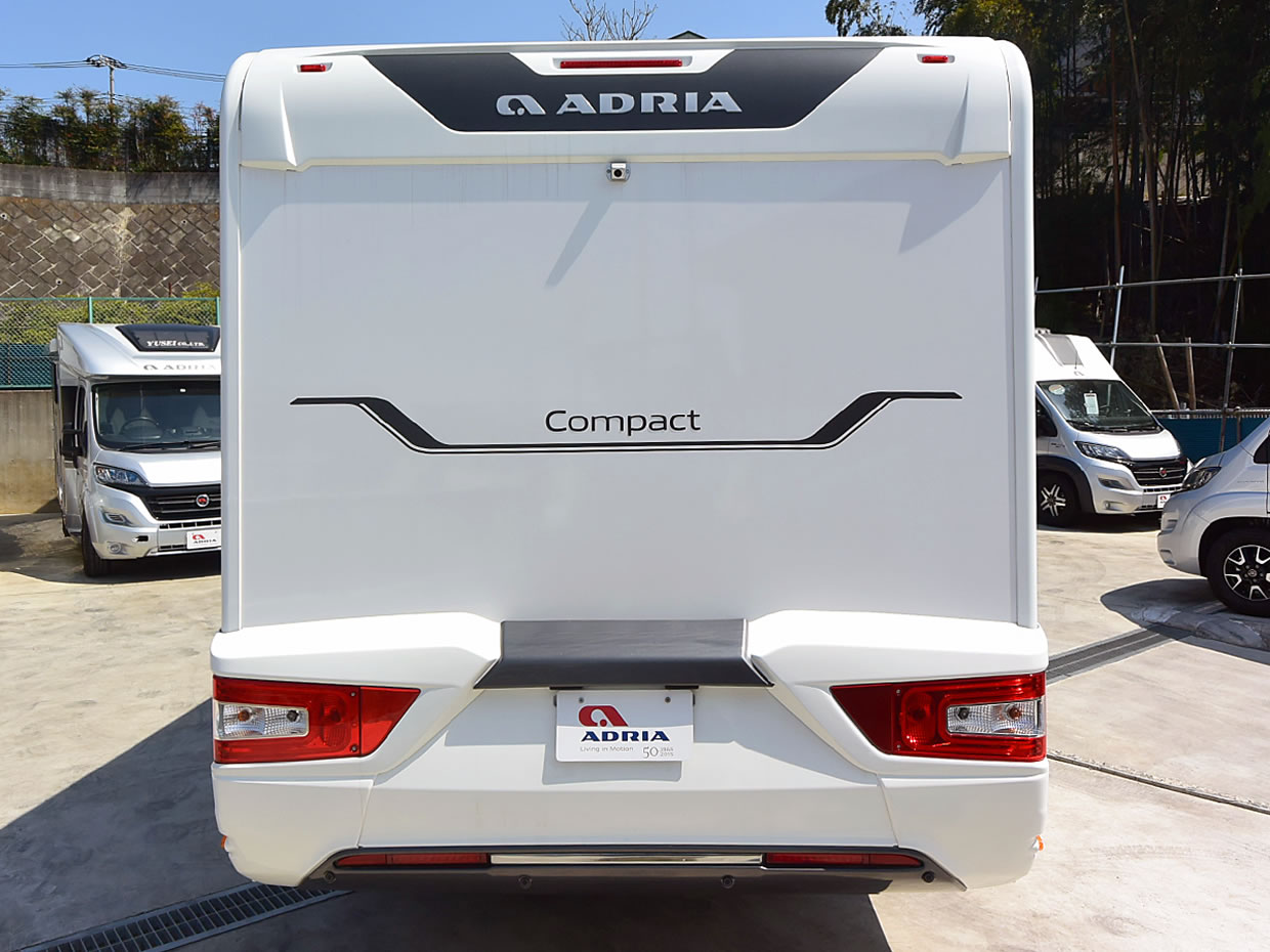 COMPACT PLUS SL | キャンピングカーの新車・中古車販売｜デルタリンク