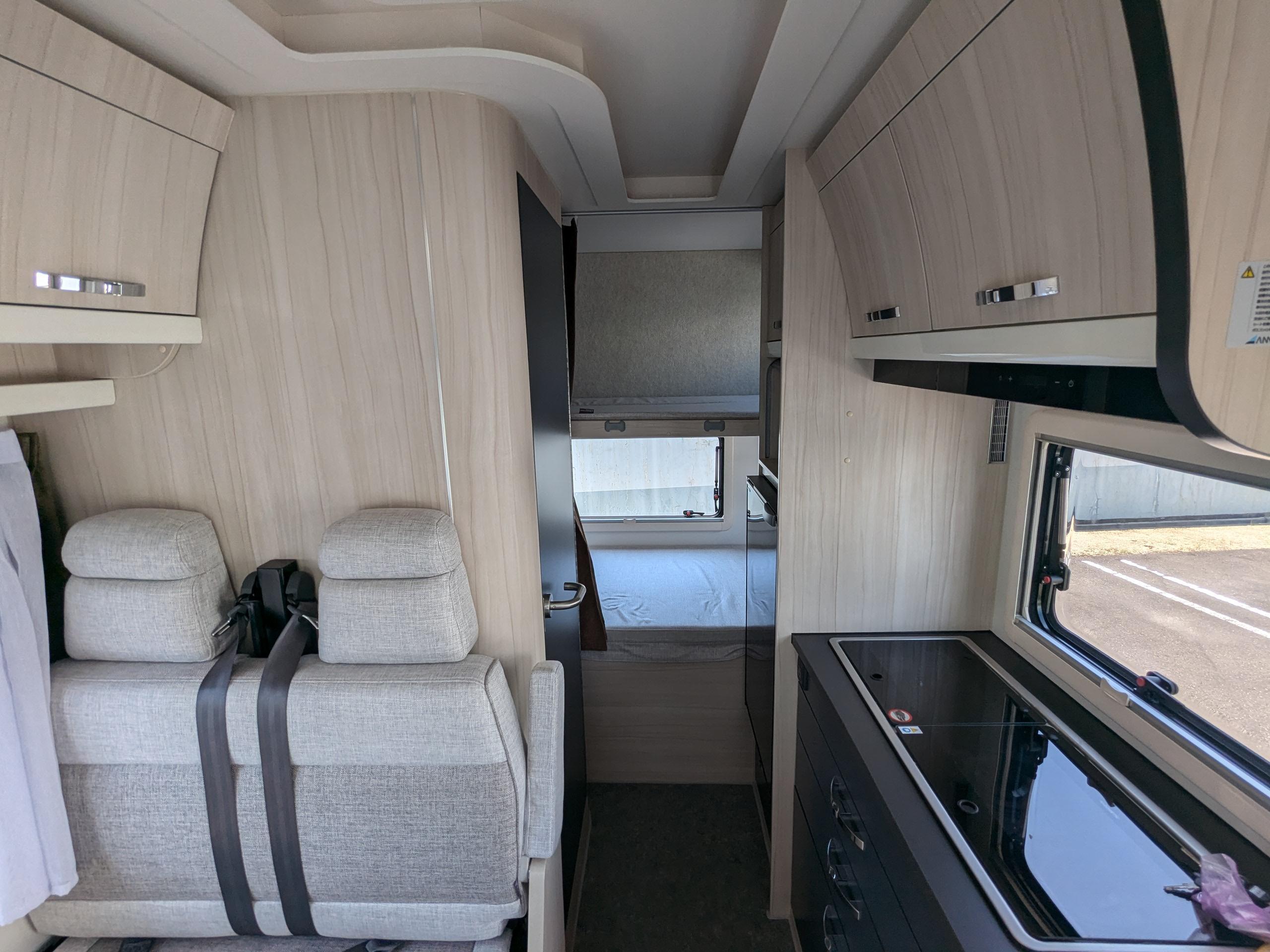 リバティ52DB 4WD | キャンピングカーの新車・中古車販売｜デルタリンク