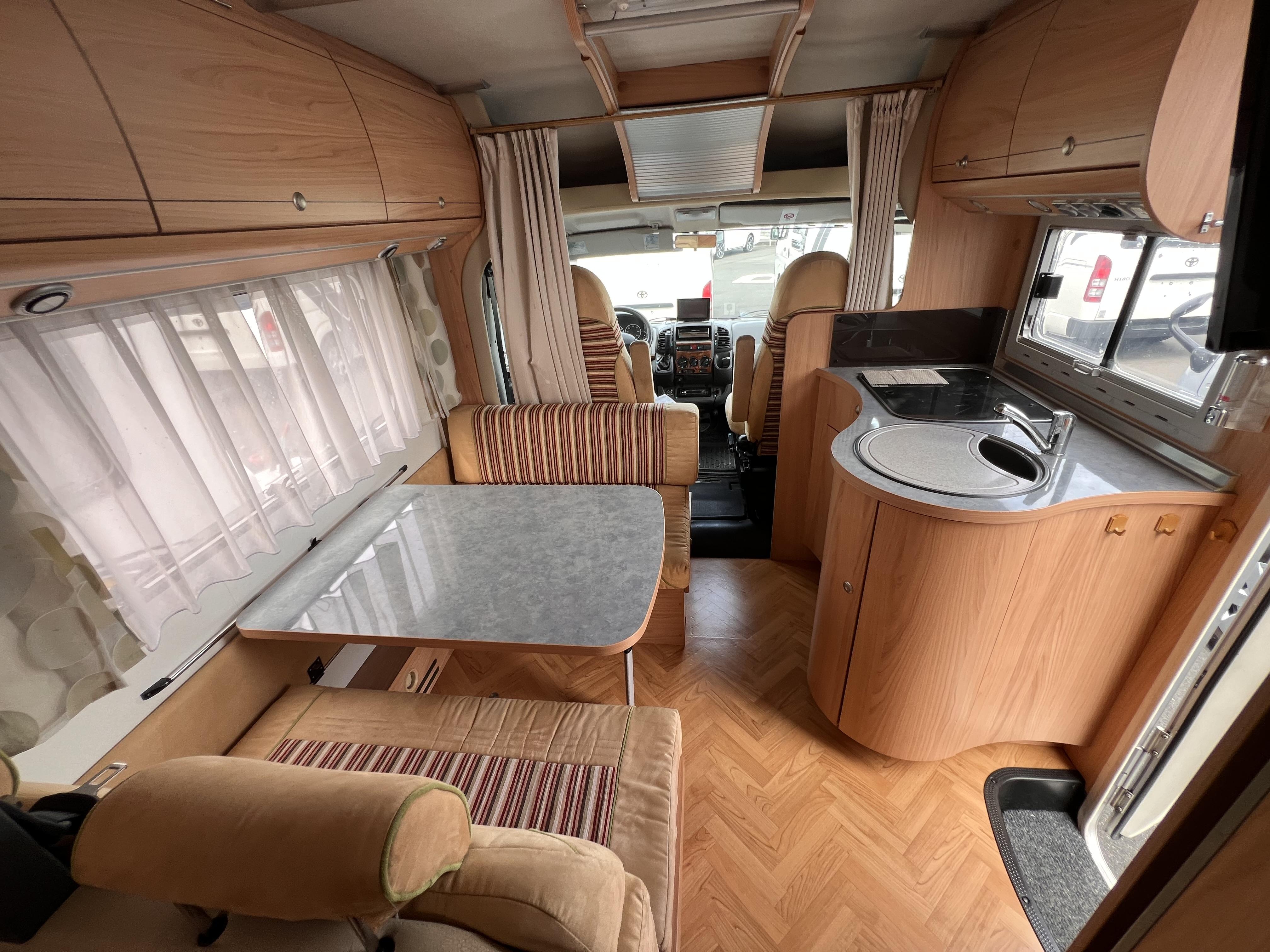 ソラノ T602 | キャンピングカーの新車・中古車販売｜デルタリンク