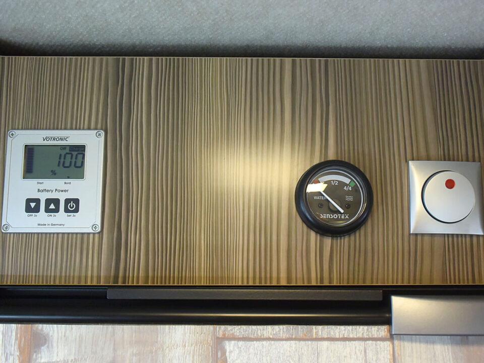 ZIL 5 4WD(20th Anniversary Package) | キャンピングカーの新車・中古車販売｜デルタリンク