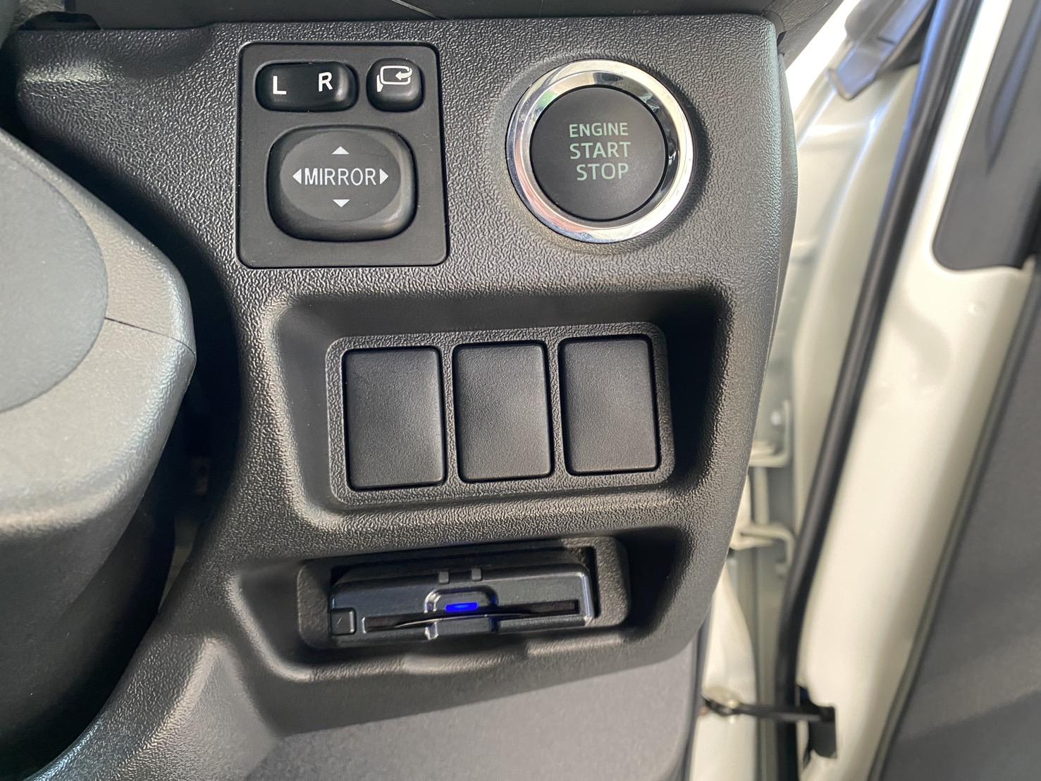 TR500 C-LH | キャンピングカーの新車・中古車販売｜デルタリンク